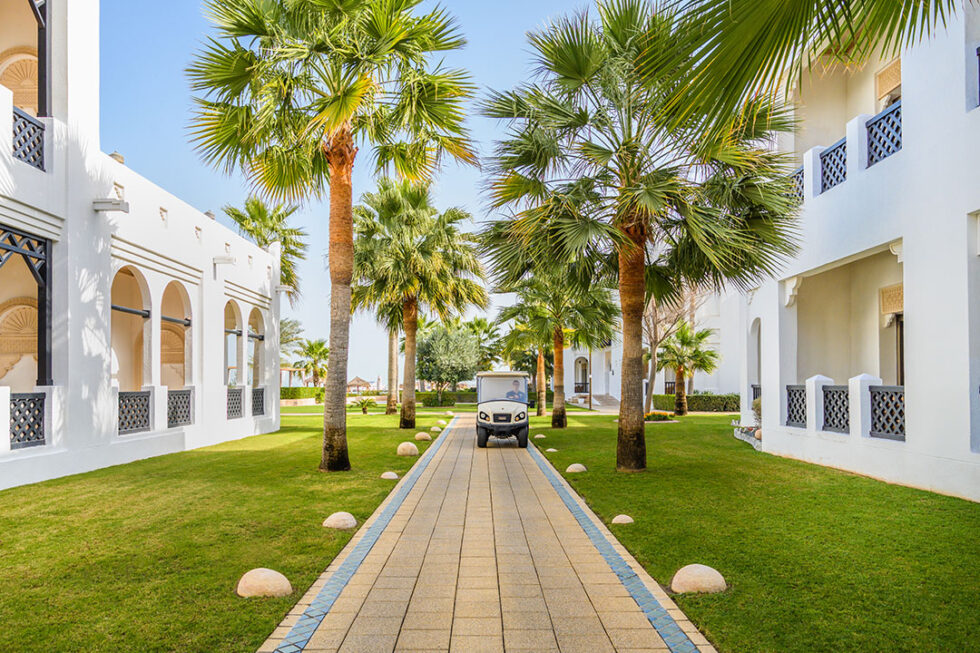 Al Sharq Village & Spa | AEB